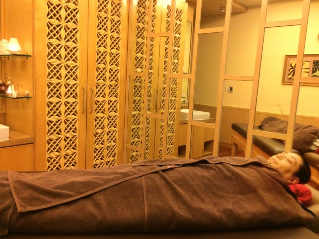 Sky Spa Salon: Get a Chocolate Wrap at Radisson | Krazy Butterfly