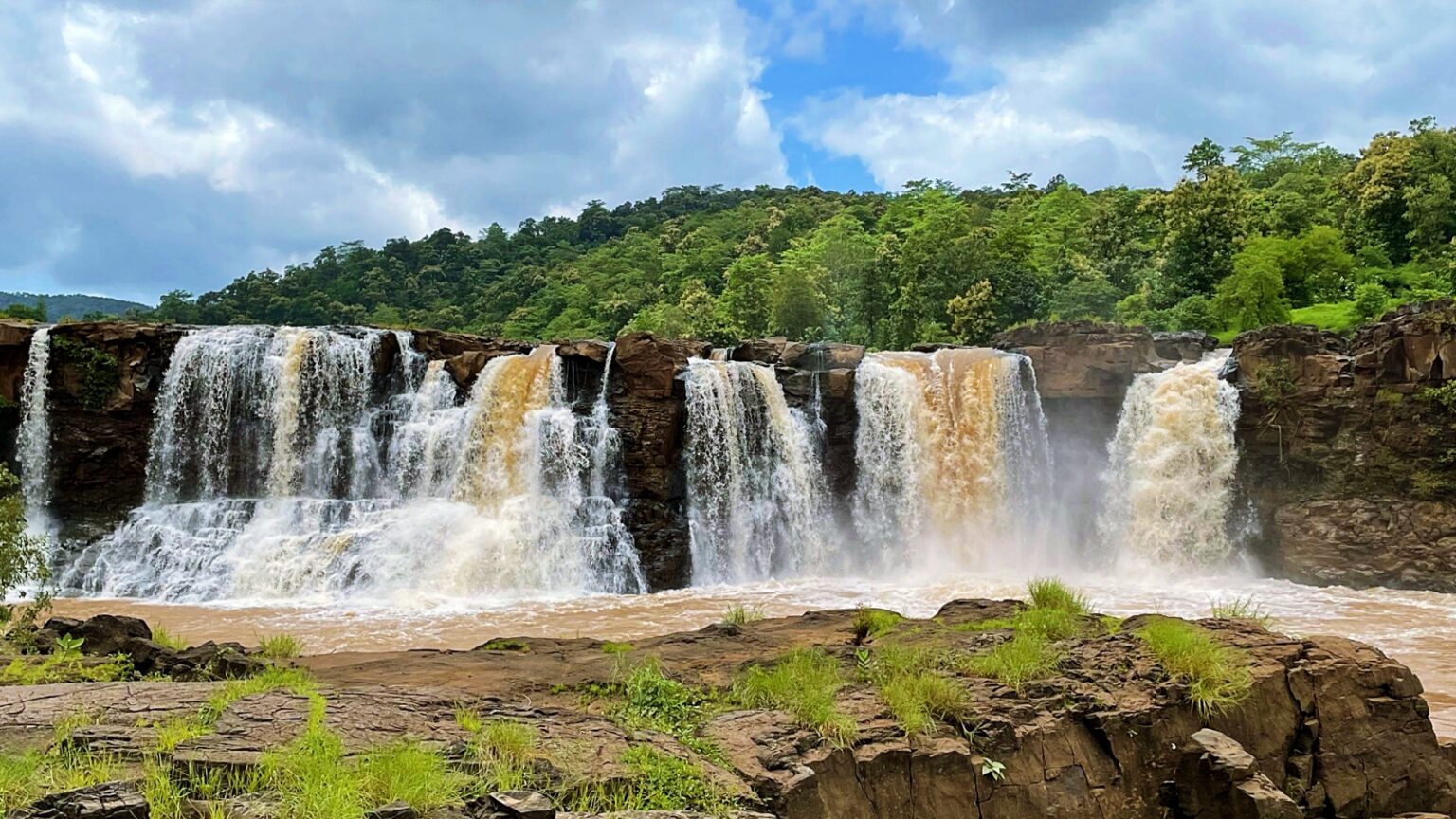 10 Best places to visit in Saputara | Krazy Butterfly